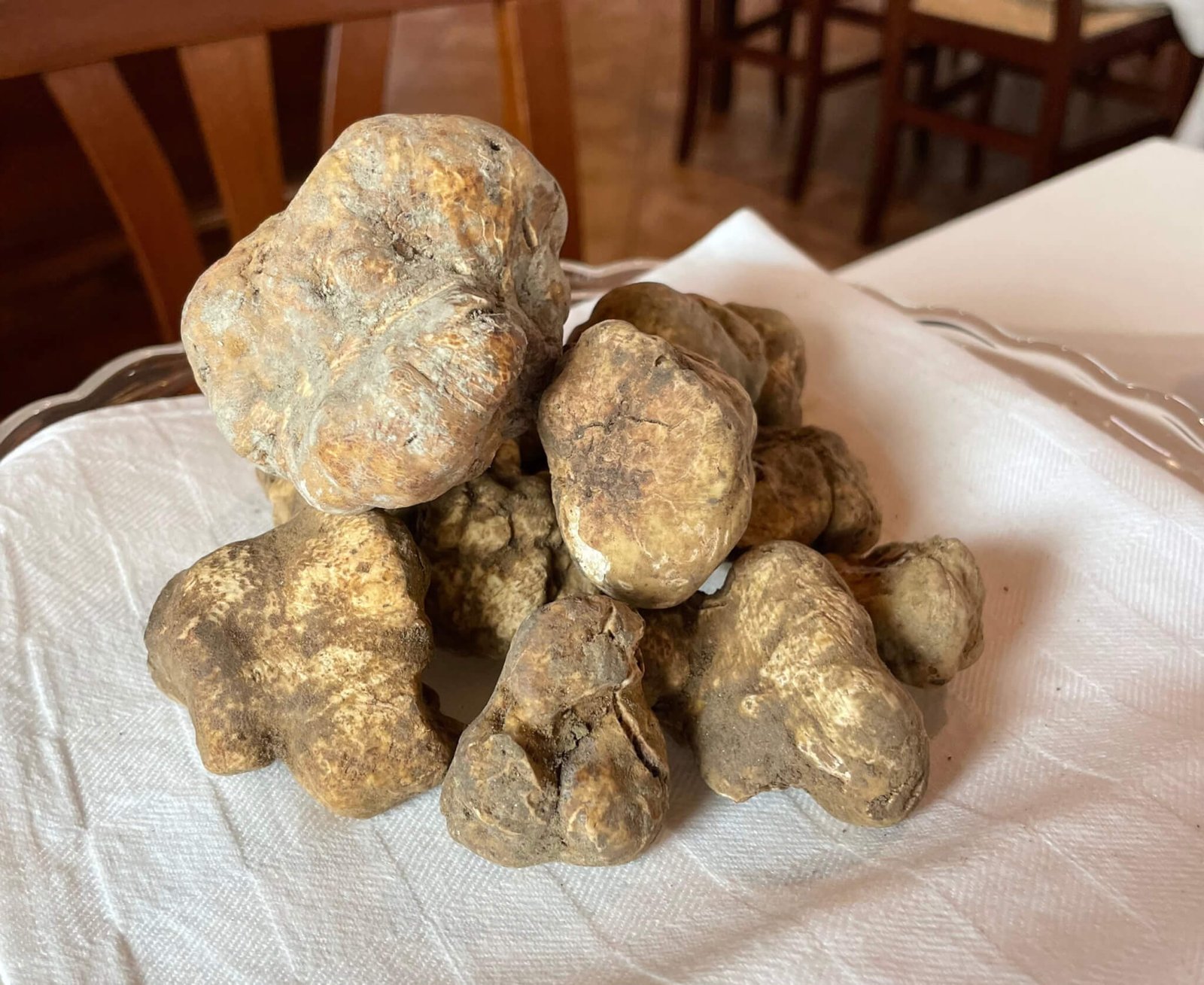 Piemonte: White Truffles & Slow Food - Luxeat